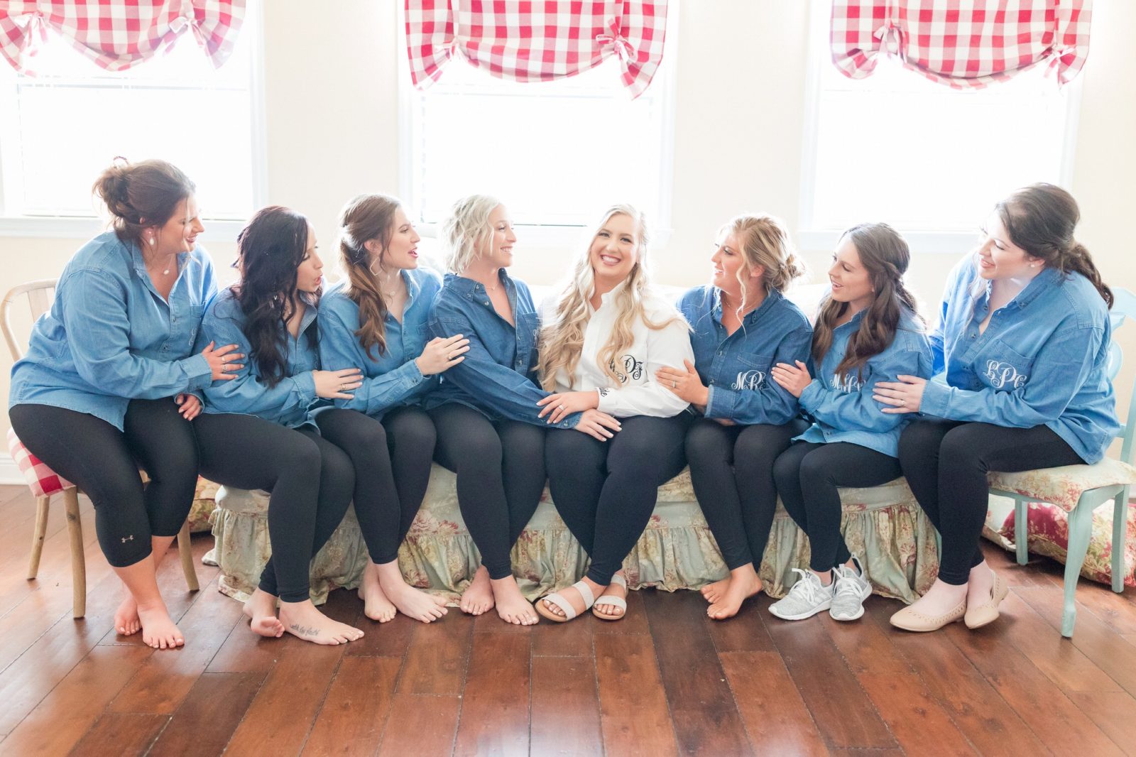 Wedding at Firefly Farm - Dawn Elizabeth Studios